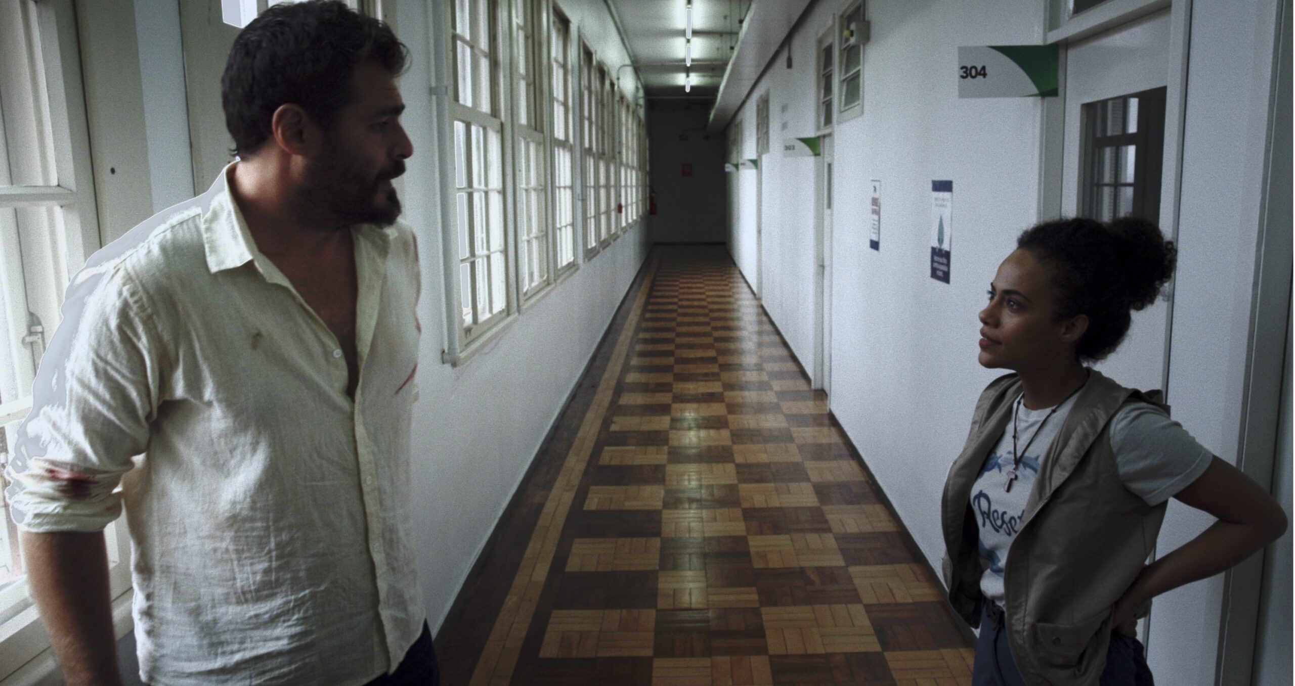 Thiago Lacerda E Naruna Costa Em Alem De Nos Credito Atama Filmes Mundo Negro
