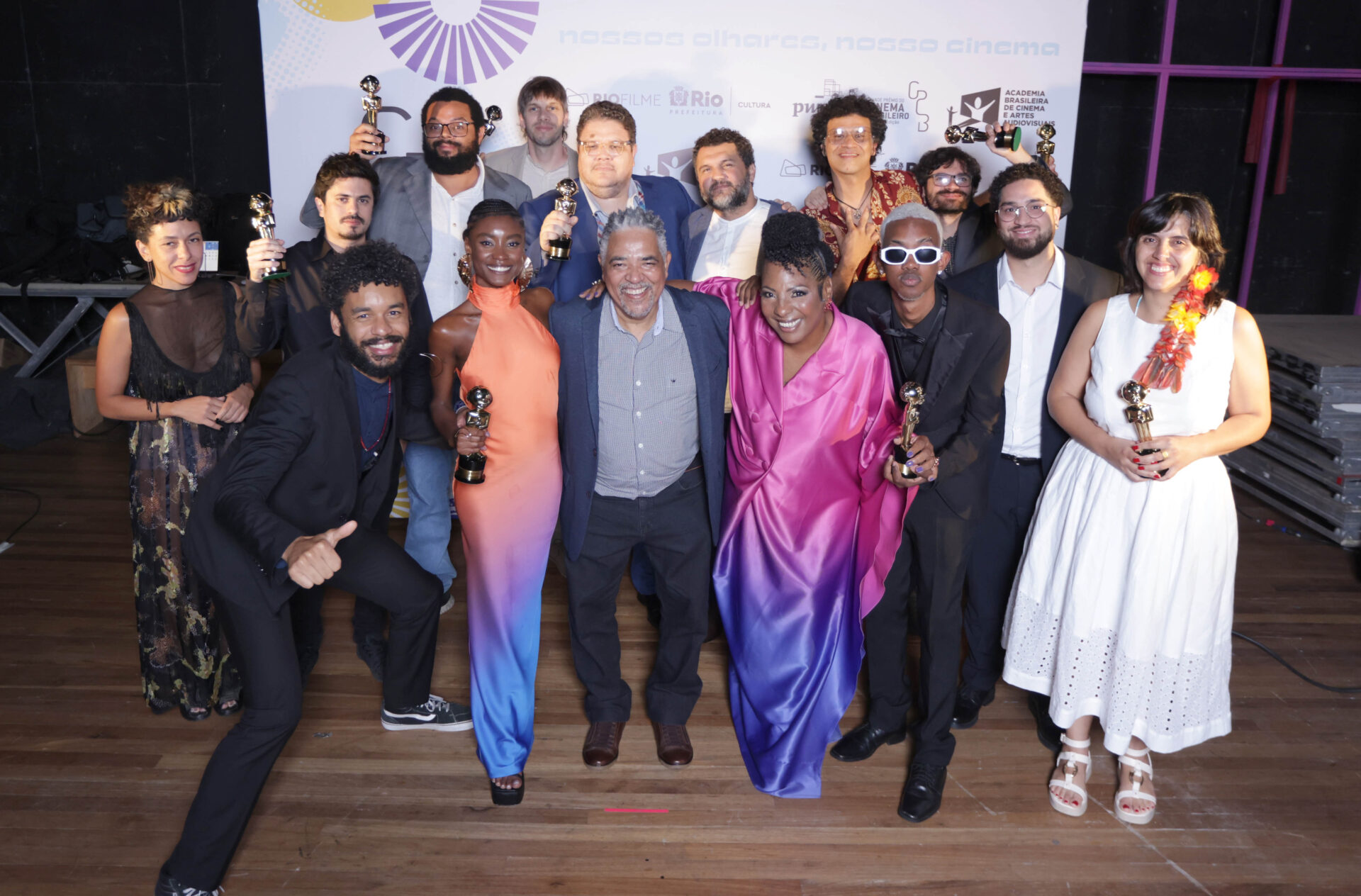 ‘Marte Um’ conquista oito troféus Grande Otelo no 22º Grande Prêmio do ...